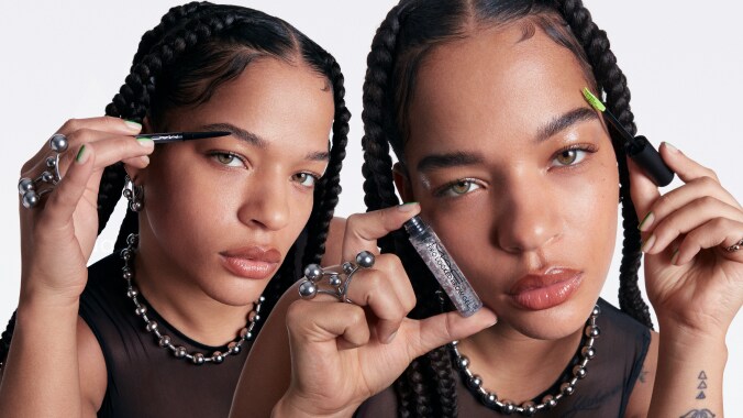 208S Angled Brow | MAC Cosmetics México - Sitio Oficial